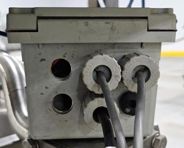 Rosemount Model 56 Dual Channel Transmitter, 56-02-21-38-HT, 20-30VDC ...