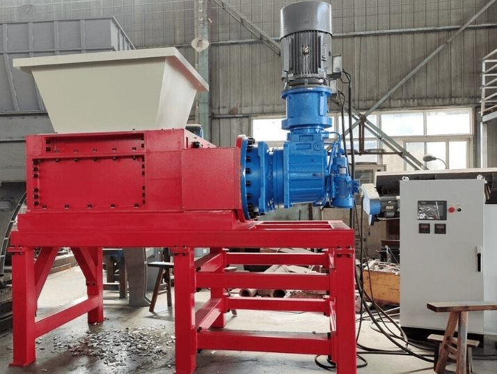 Four Shaft Industrial Shredder, 60HP, 2-10 RPM, 480V, 60Hz, 3P, W ...